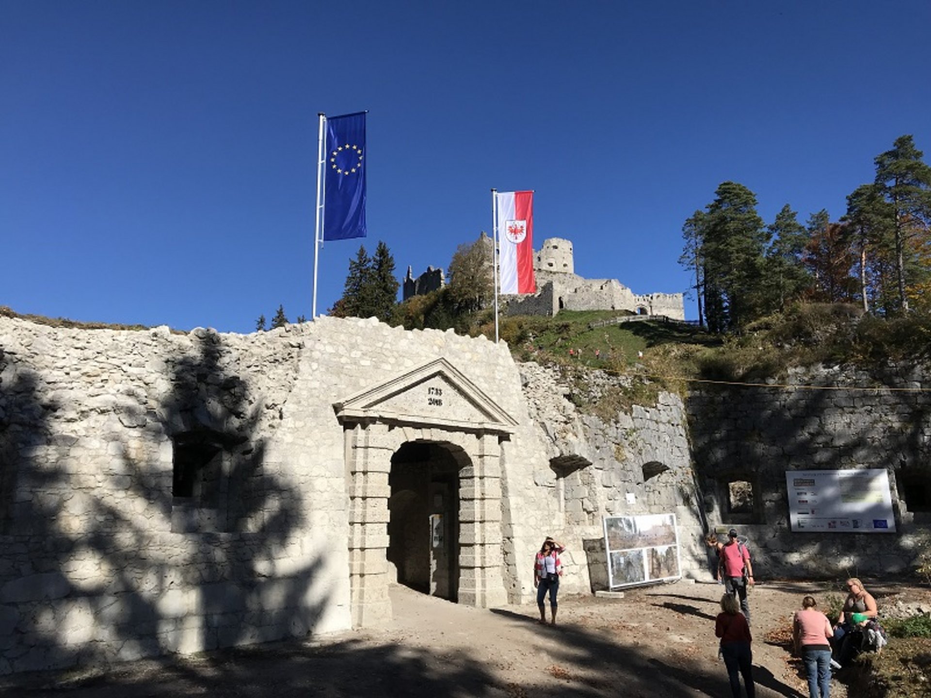 Burgenwelt Ehrenberg